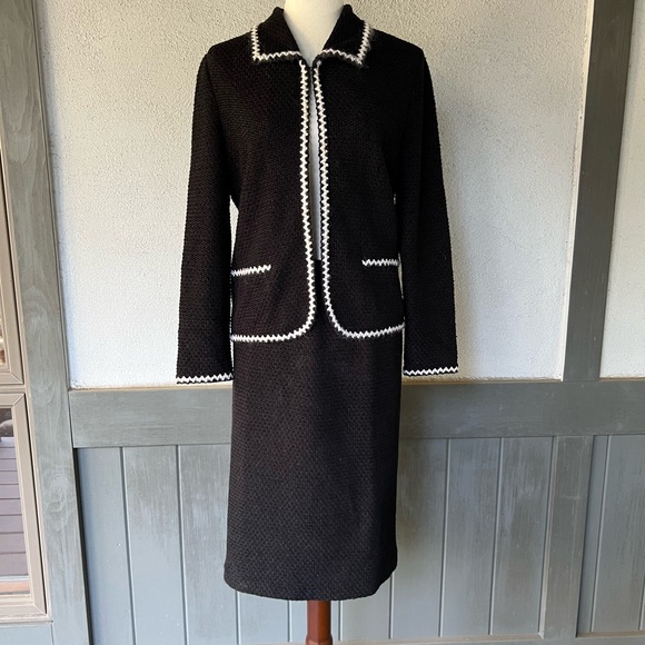 Castleberry Knits | Skirts | Castleberry Knit 2 Piece Suit | Poshmark